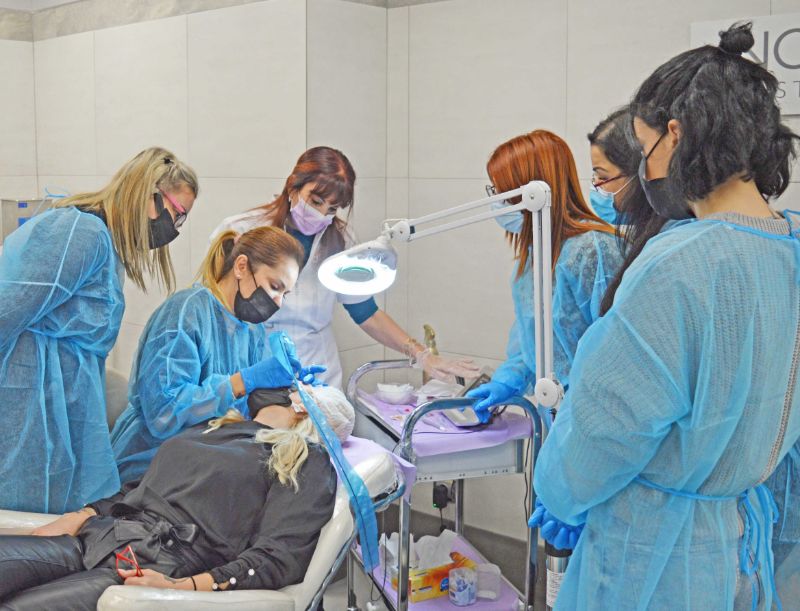 Εκπαίδευση Μόνιμου Μακιγιάζ με μηχάνημα | EvaBeauty